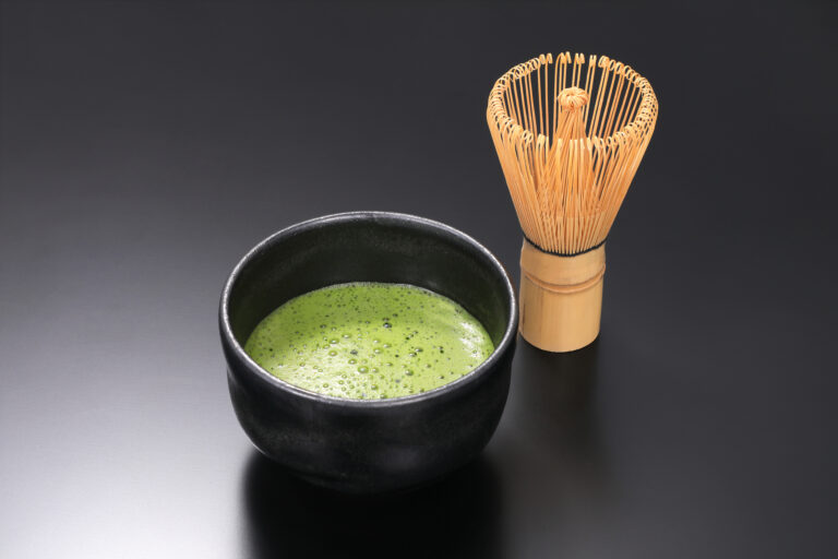 The Secrets of Matcha: A Complete Guide to the Highest Quality and ...